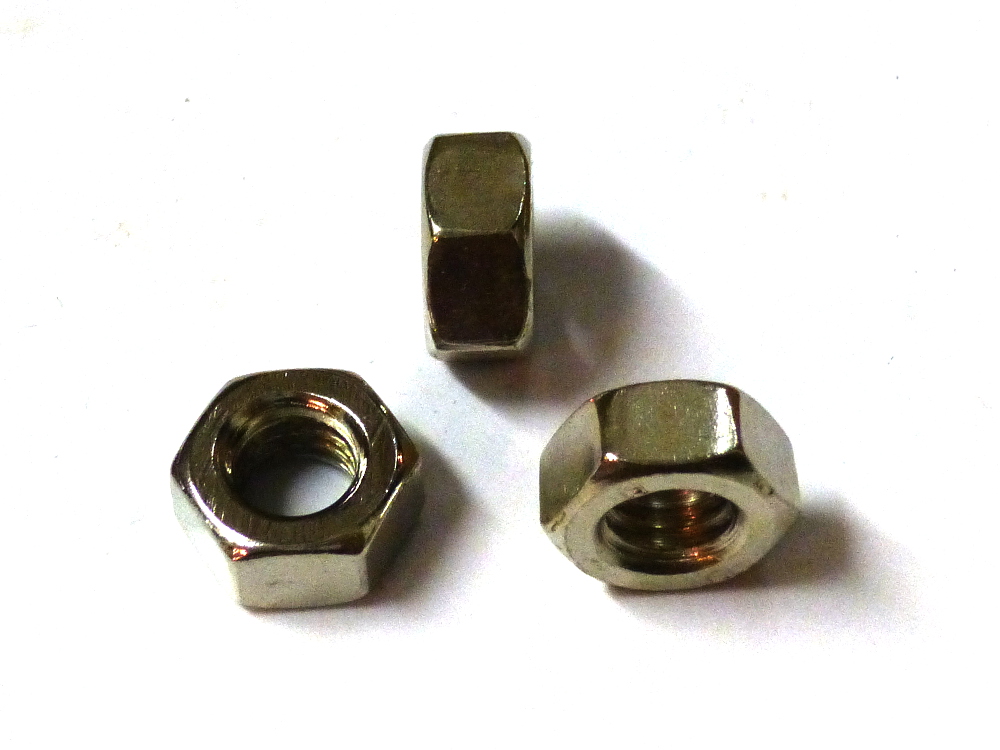 Sechskantmuttern DIN 934 Messing M 16 galv. vernickelt Ms Ni VE ...